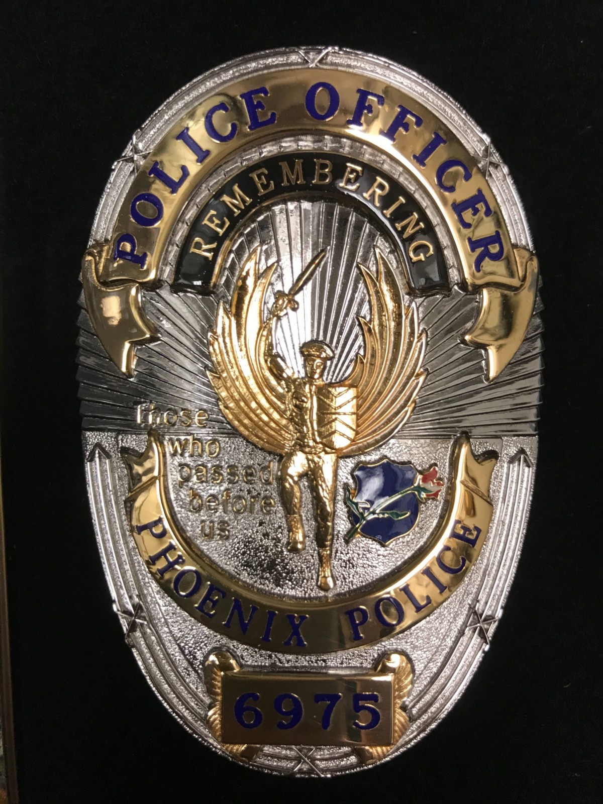 Badge (MEMORIAL) - Phoenix Police Museum